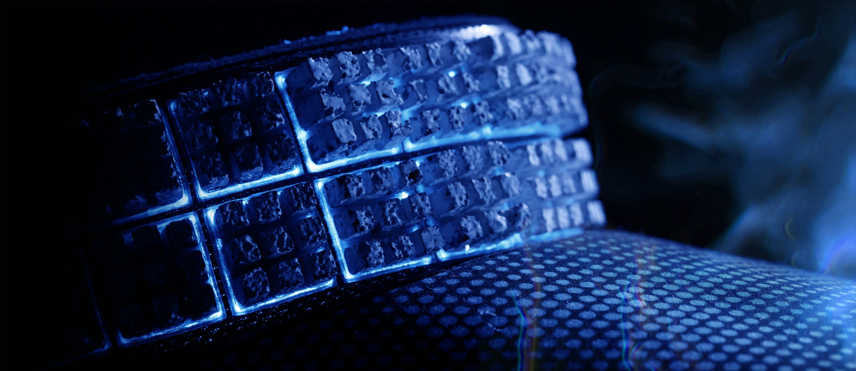 Cooling Headgear – Omius Inc.